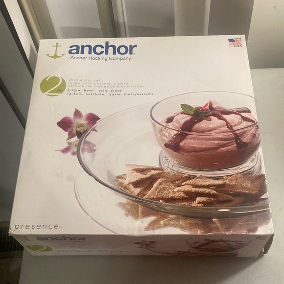 Anchor Hocking | Dining | Anchor Hocking Presence Deep Chip N Dip Set ...